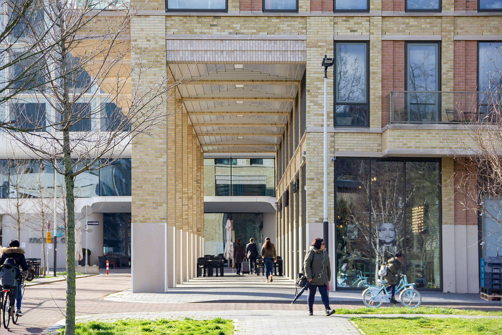 Square | LEVS architecten