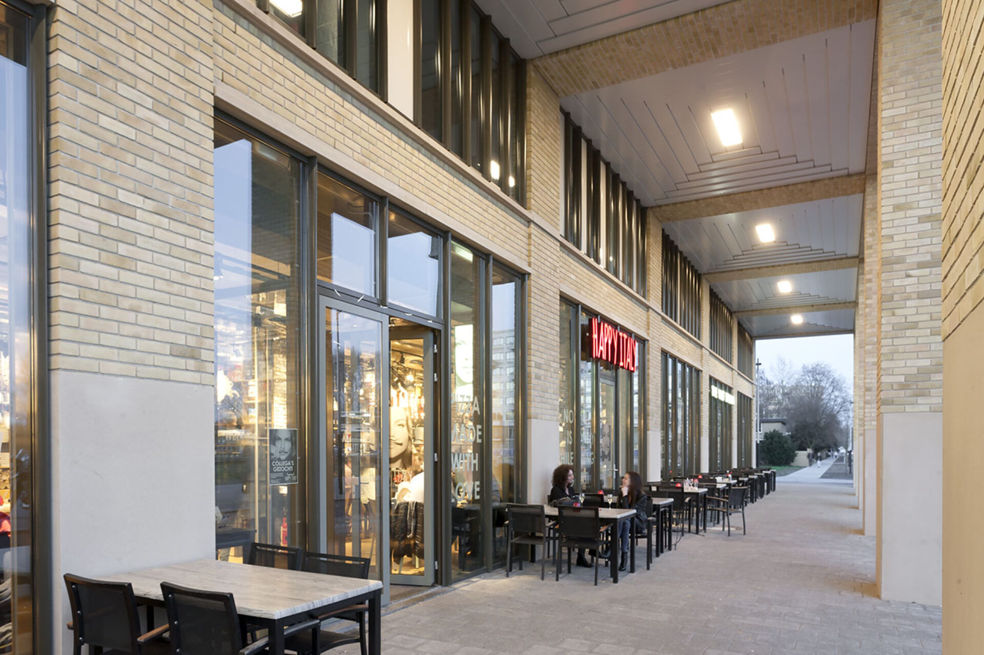 Square | LEVS architecten